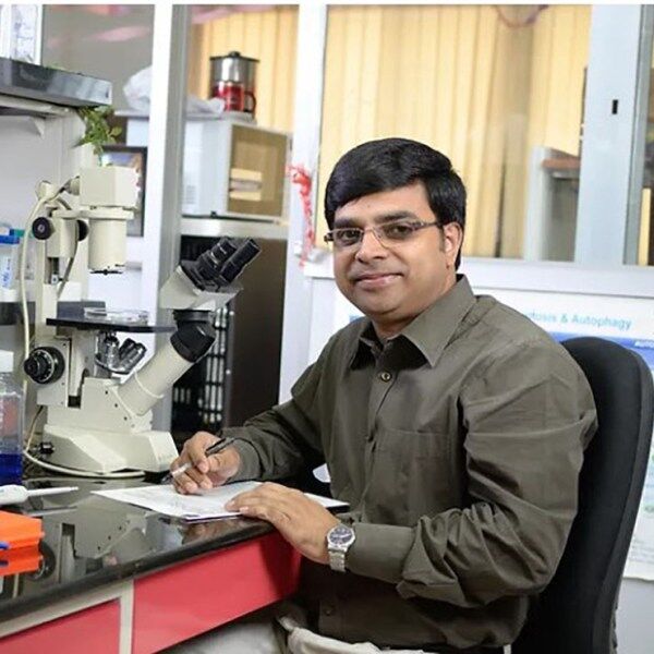 Present Executive Committee - Indian Society of Cell Biology